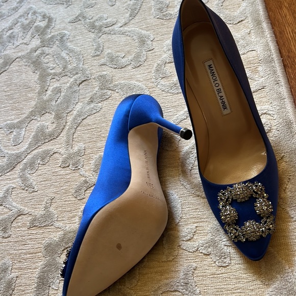 Manolo Blahnik | Shoes | Never Used With Box And Duster Royal Blue ...